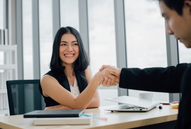 Cara Menggunakan LinkedIn untuk Rekruter